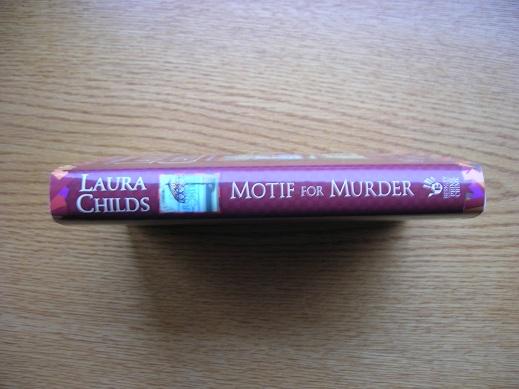 Motif for Murder par Childs, Laura: Fine Hardcover (2006) 1st Edition ...