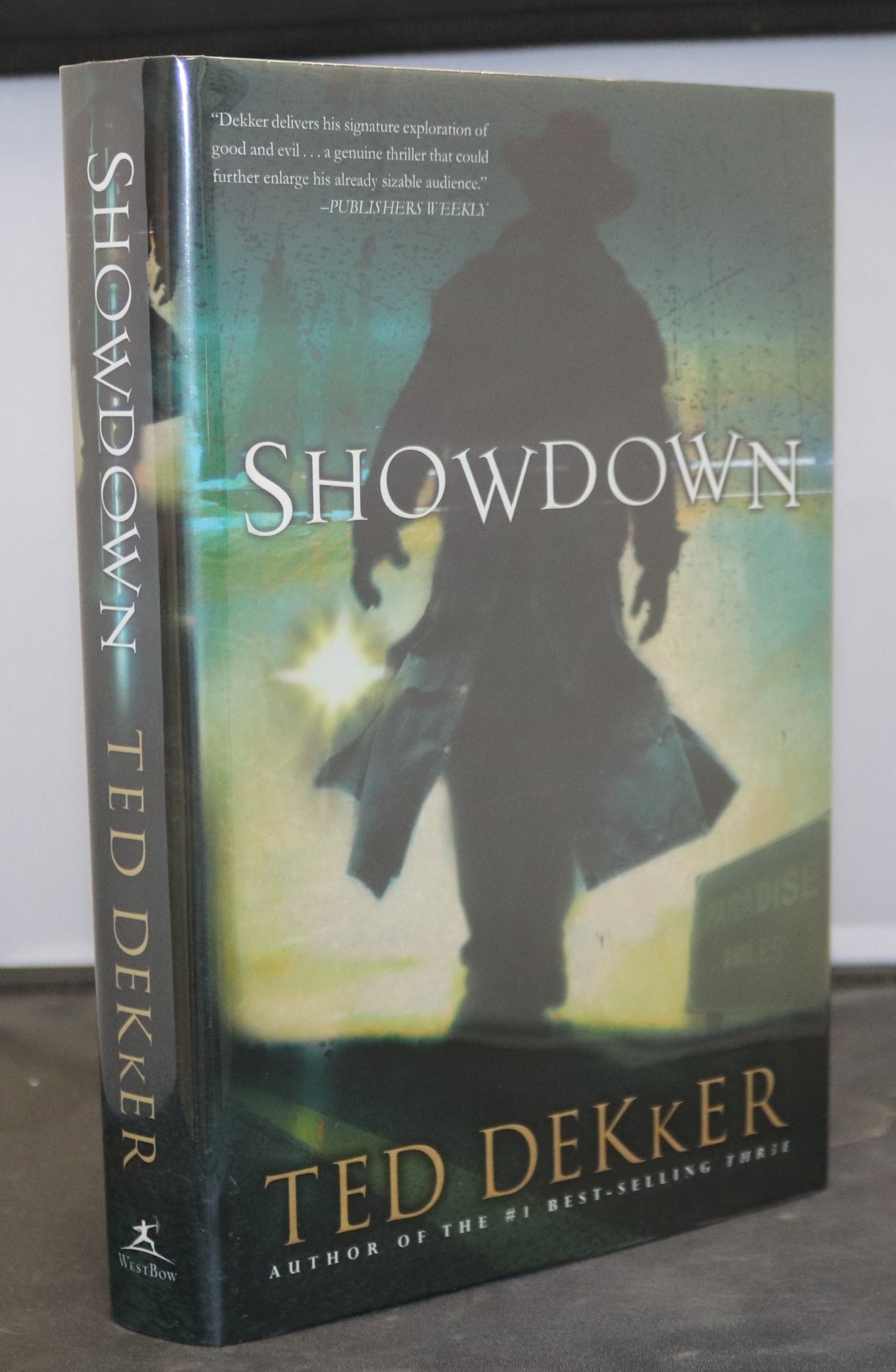 Showdown by Dekker, Ted: New Hardcover (2006) 1st Edition | Jen's Books