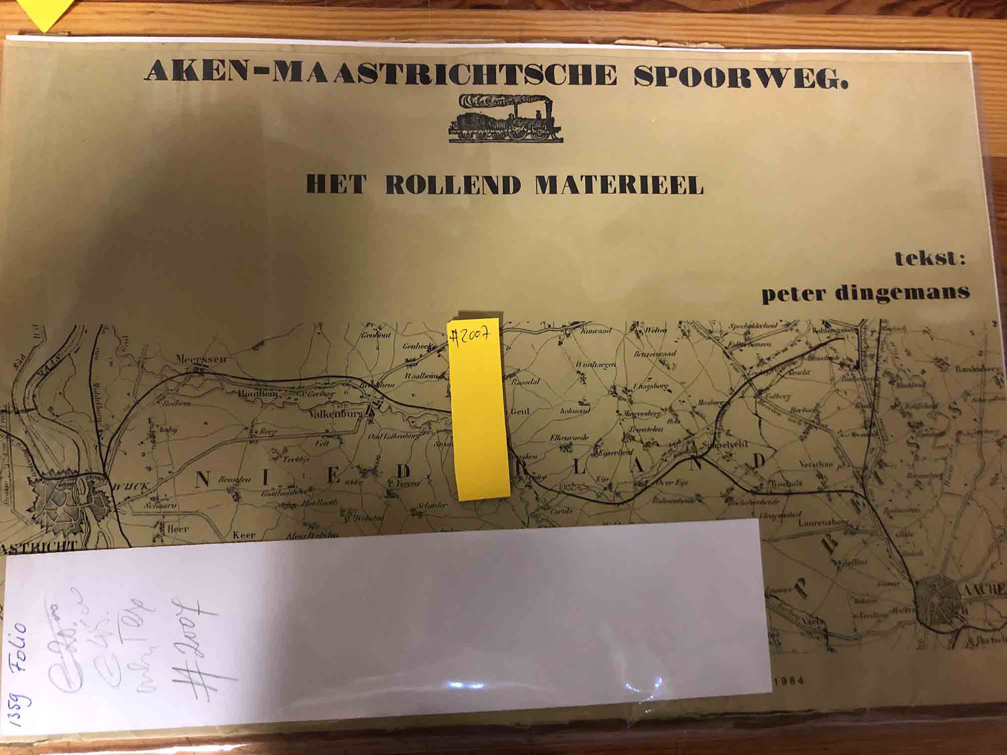 AKEN-MAASTRICHTSCHE SPOORWEG HET ROLLEND MATERIEEL by Dingemans, Peter ...