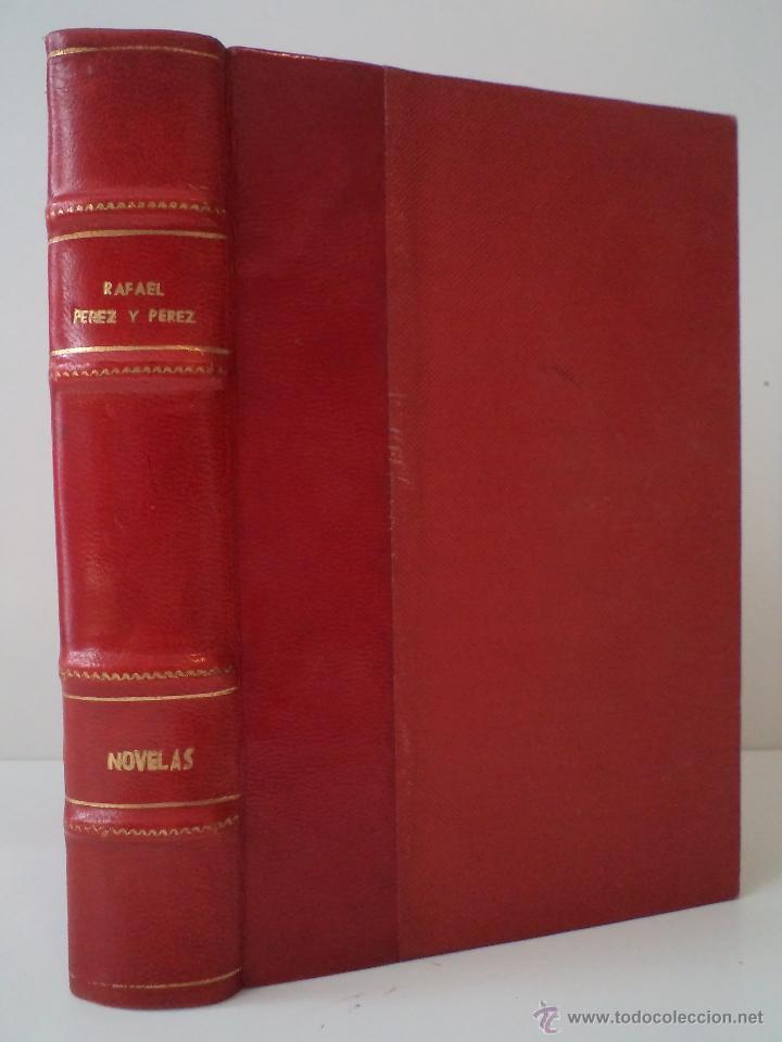 UN volumen con los siguientes títulos: DOÑA SOL con 156 páginas. EL ...