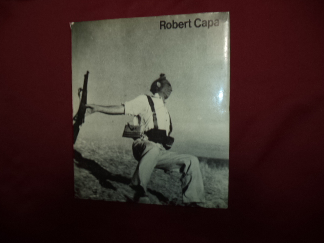 Robert Capa. 1913-1954. by Capa, Cornell (ed).: Hardcover. (1974) First ...