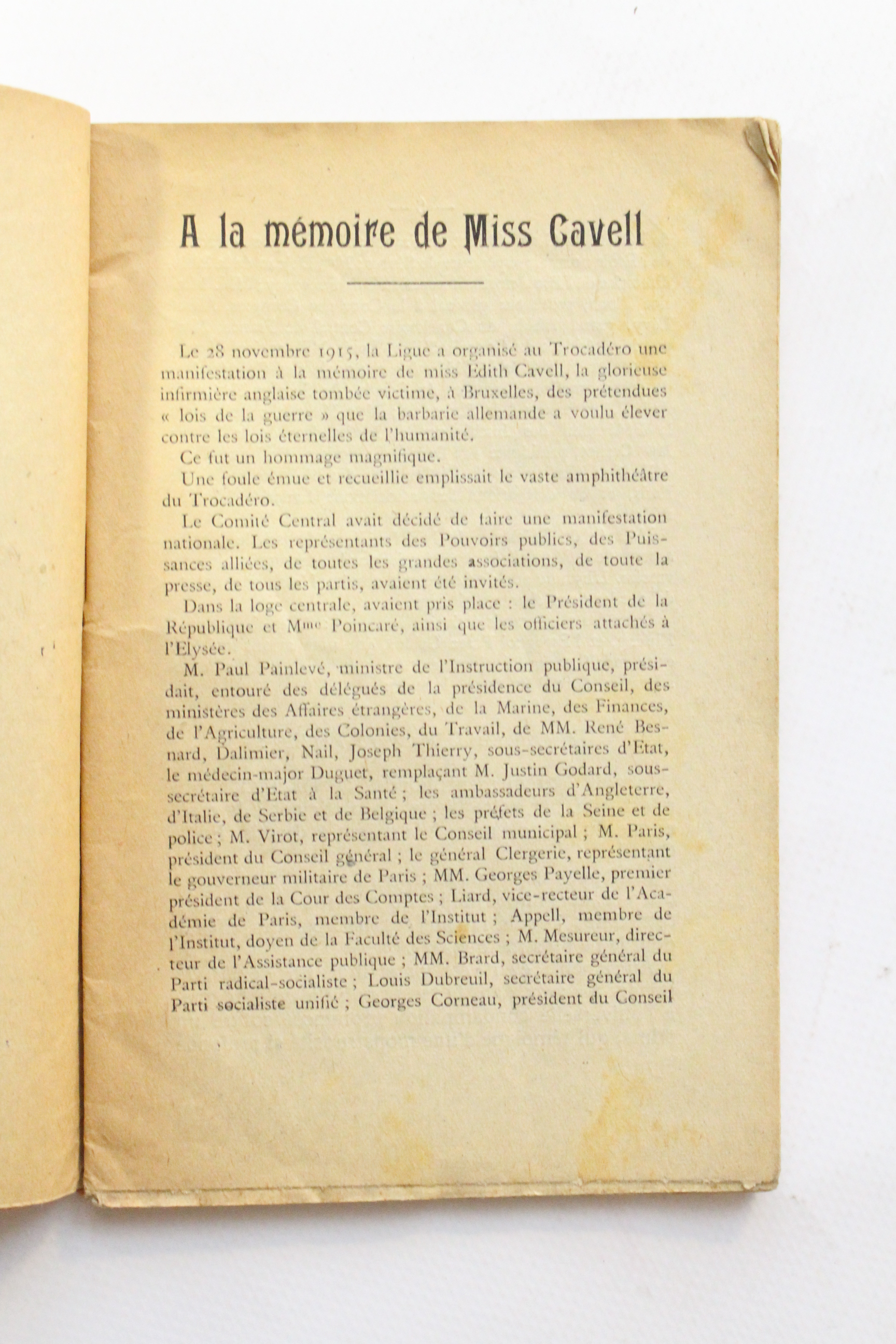Miss Edith Cavell by JACQUET Eugène: couverture souple (1916 ...