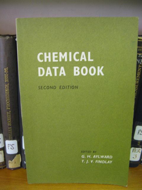Chemical Data Book by Aylward, G.H.; Findlay, T.J.V. (eds.): Good ...
