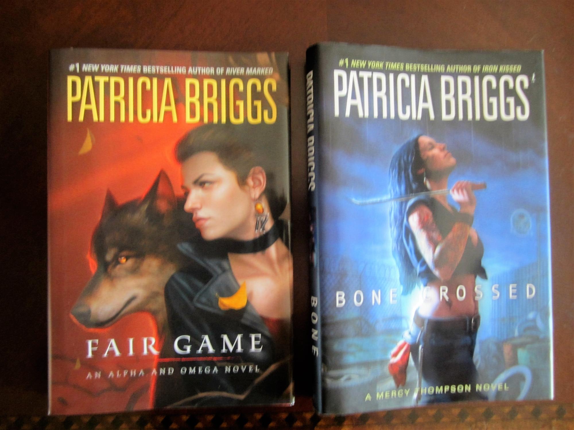 Bone Crossed * Silver Borne de Briggs, Patricia: Very Good Hardcover ...