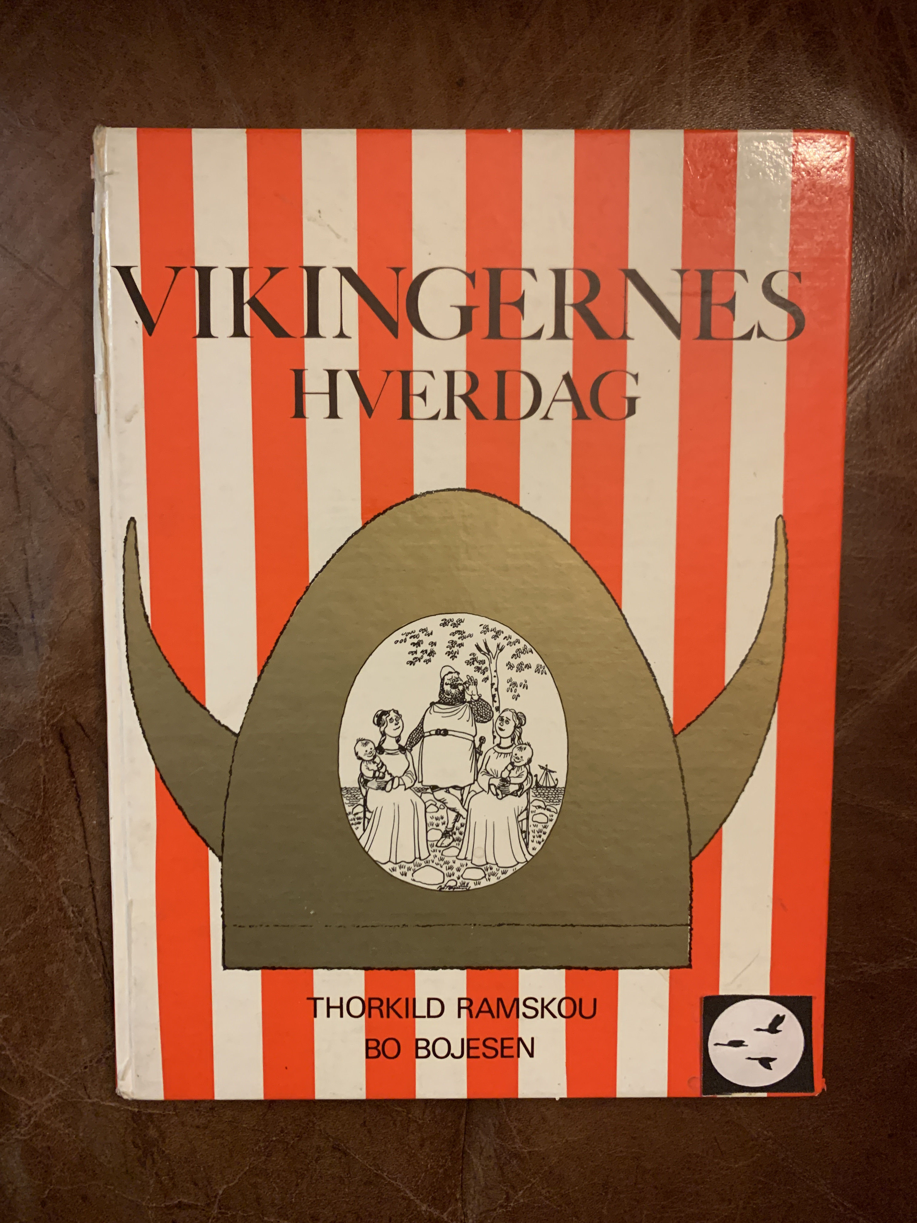 Everyday Viking-Life Vikingernes Hverdag by Thorkild Ramskou & Bo ...