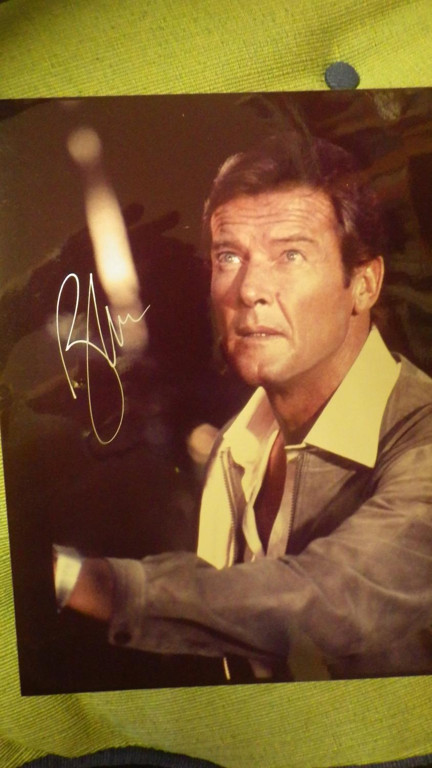 SIGNED Color Photograph Handsome Roger Moore Actor Played James Bond in ...