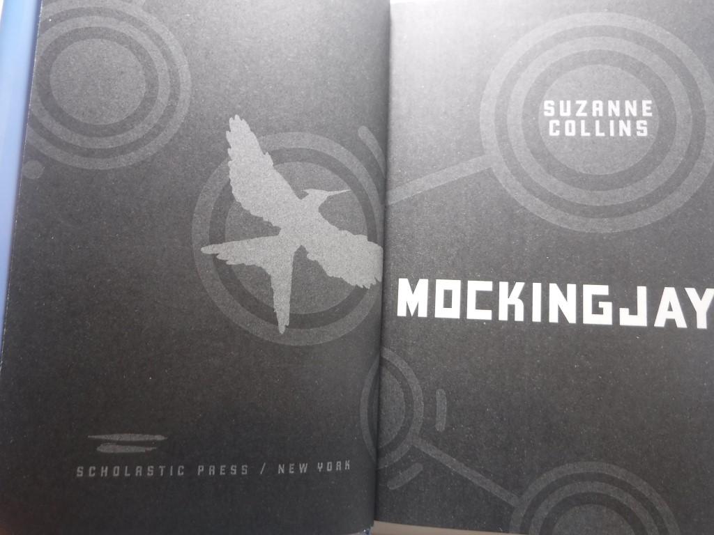 Mockingjay (The Hunger Games) by Suzanne Collins: Near Fine Hardcover ...