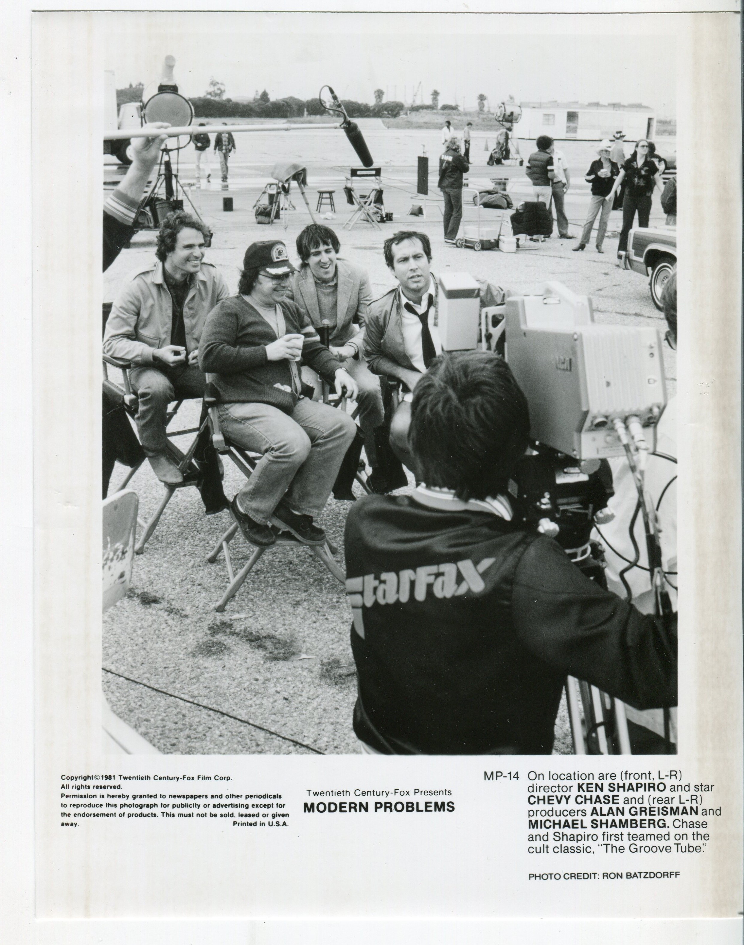 Modern Problems-Ken Shapiro-Chevy Chase-8x10-B&W-Still-VG: Photograph ...