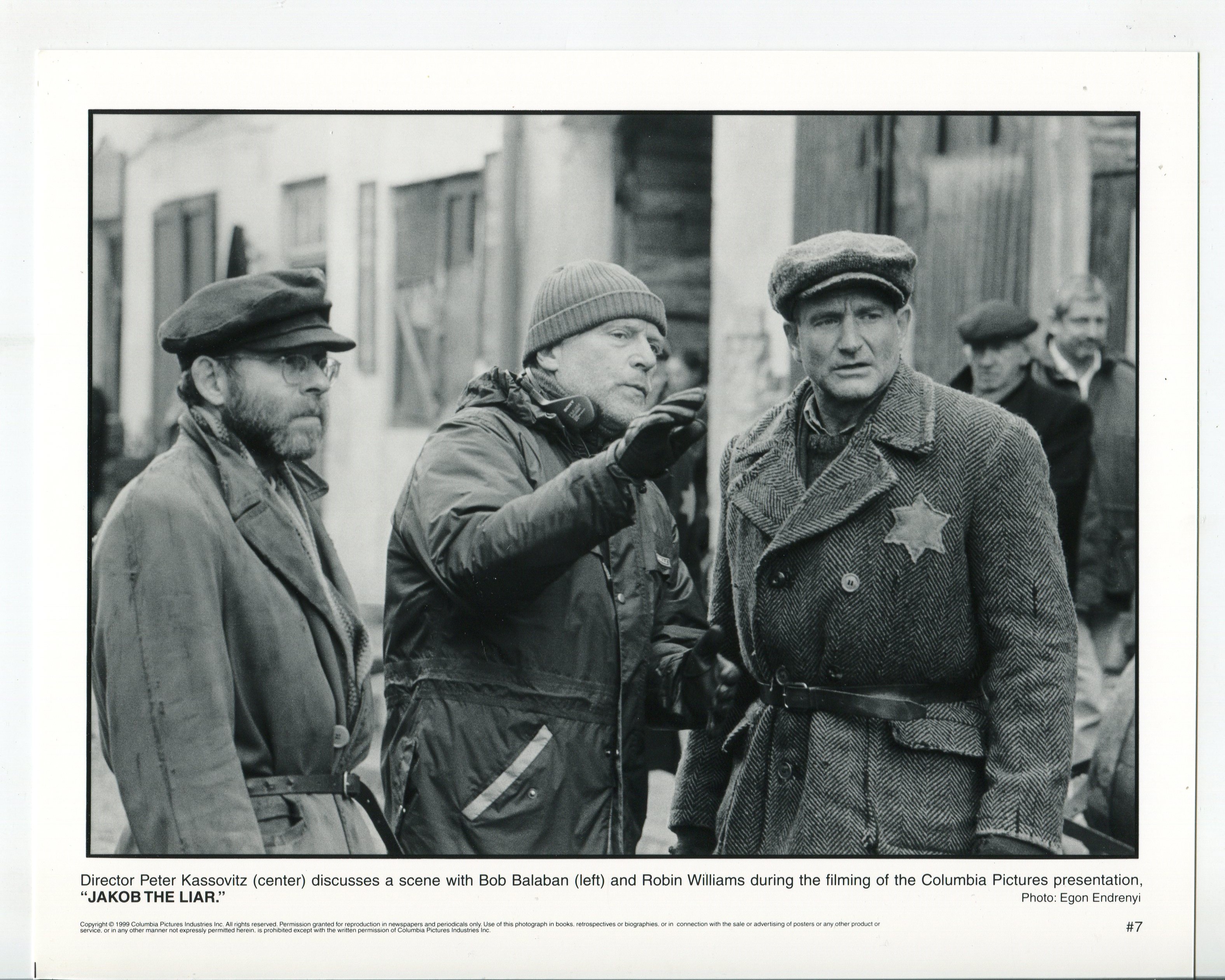 Jacob Is A Liar-Robin Williams-Bob Balaban-Peter Kassovitz-B&W-Still-VG ...