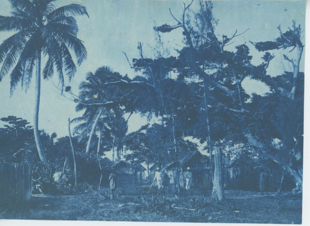 Madagascar pendant la colonisation française, cca. 1895 by Photographie ...