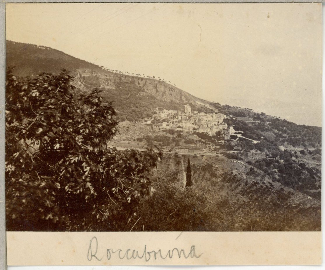 Italia, Roccabruna (Coni) par Photographie originale / Original ...