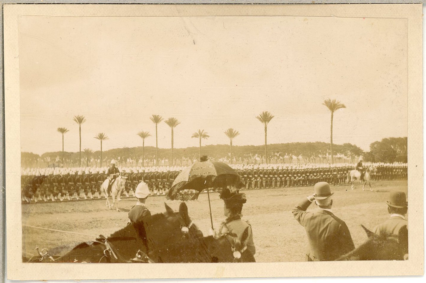 Egypt, British Military Parade von Photographie originale / Original ...