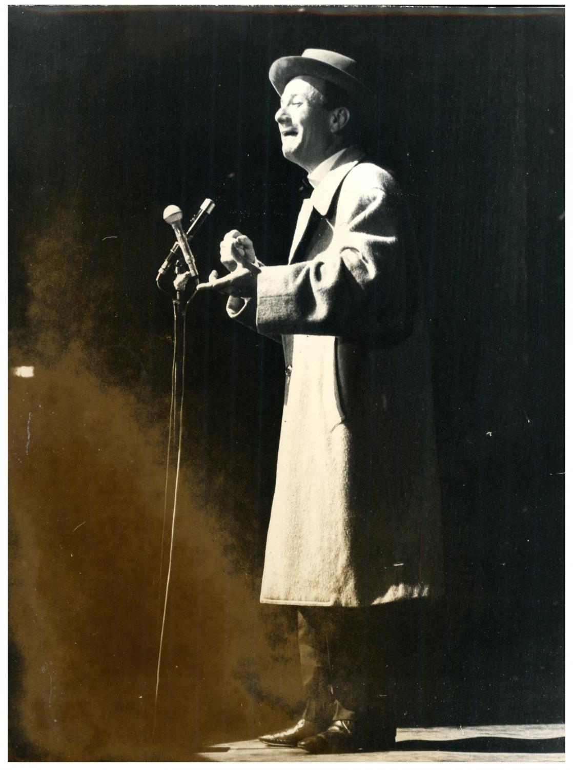 France, Fernand Raynaud, artiste comique de Photographie originale ...