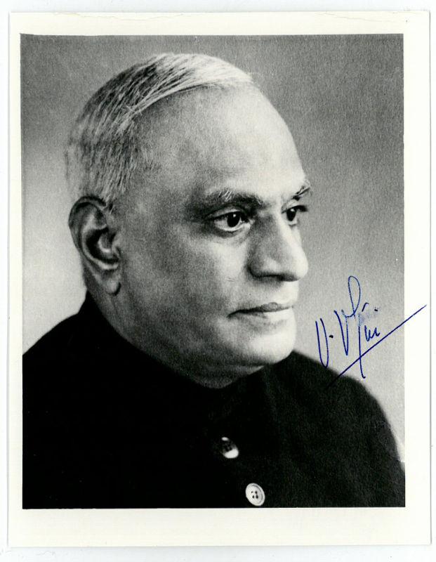 Portrait photograph signed. von Giri, V. V., fourth President of the ...