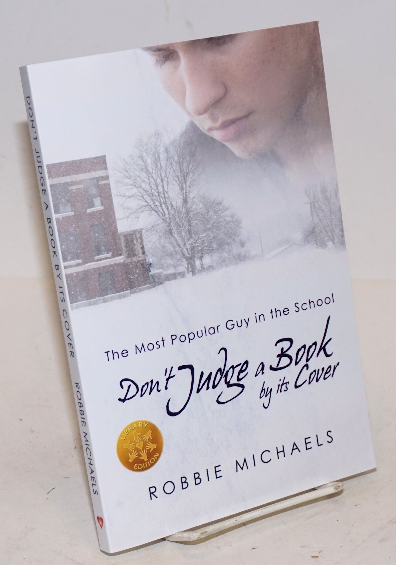 Don't Judge a Book by its Cover by Michaels, Robbie: Paperback (2012 ...