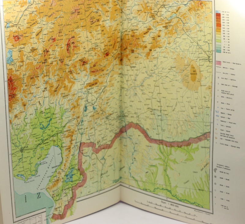 Atlas of Turkey /Turkiye Atlasi. by TANOGLU (Ali) | Librairie Le Trait ...