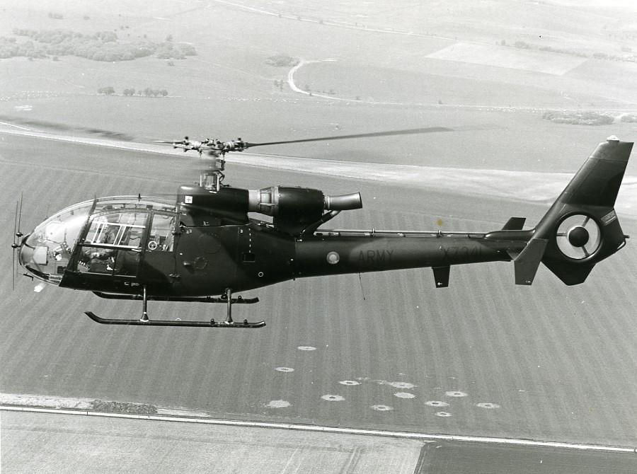 British Army Air Corps Aviation Helicopter AAC Gazelle XZ341 Old Photo ...
