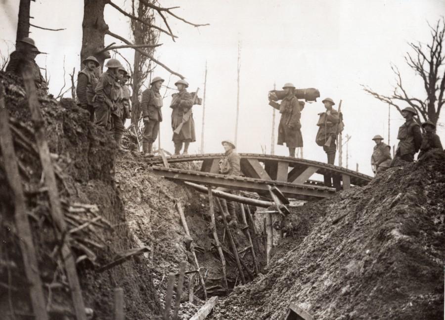 WWI Western Front British Troops Boche Trench Bridge Old Photo 1914 ...