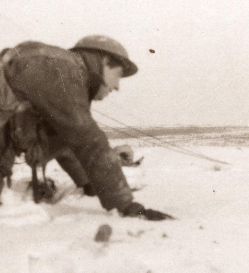 France WWI Western Front Wounded Soldier crawling to Trench Old Photo ...