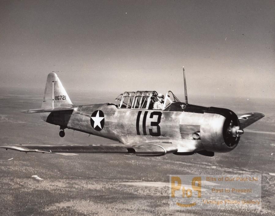 US Army Trainer Aircraft North American NA-16 116721 Old Photo 1940's ...