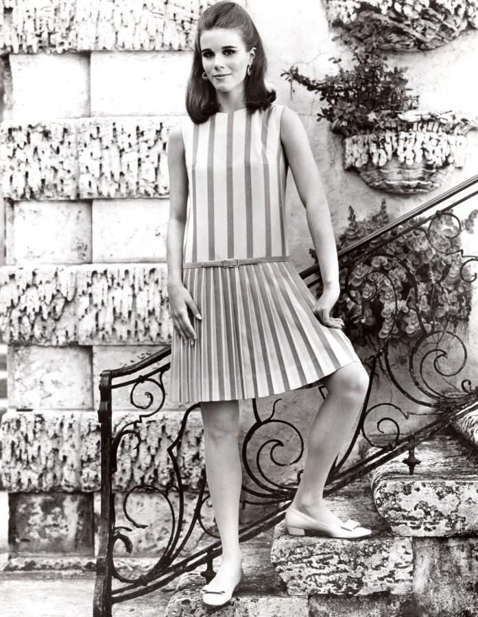 USA 1960's Women Fashion Kelly Arden Swinging Skirt Dacron old Photo ...