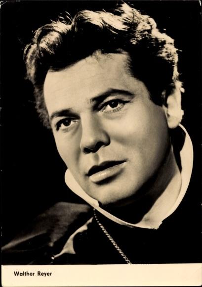 Ansichtskarte / Postkarte Schauspieler Walther Reyer, Portrait, Don ...