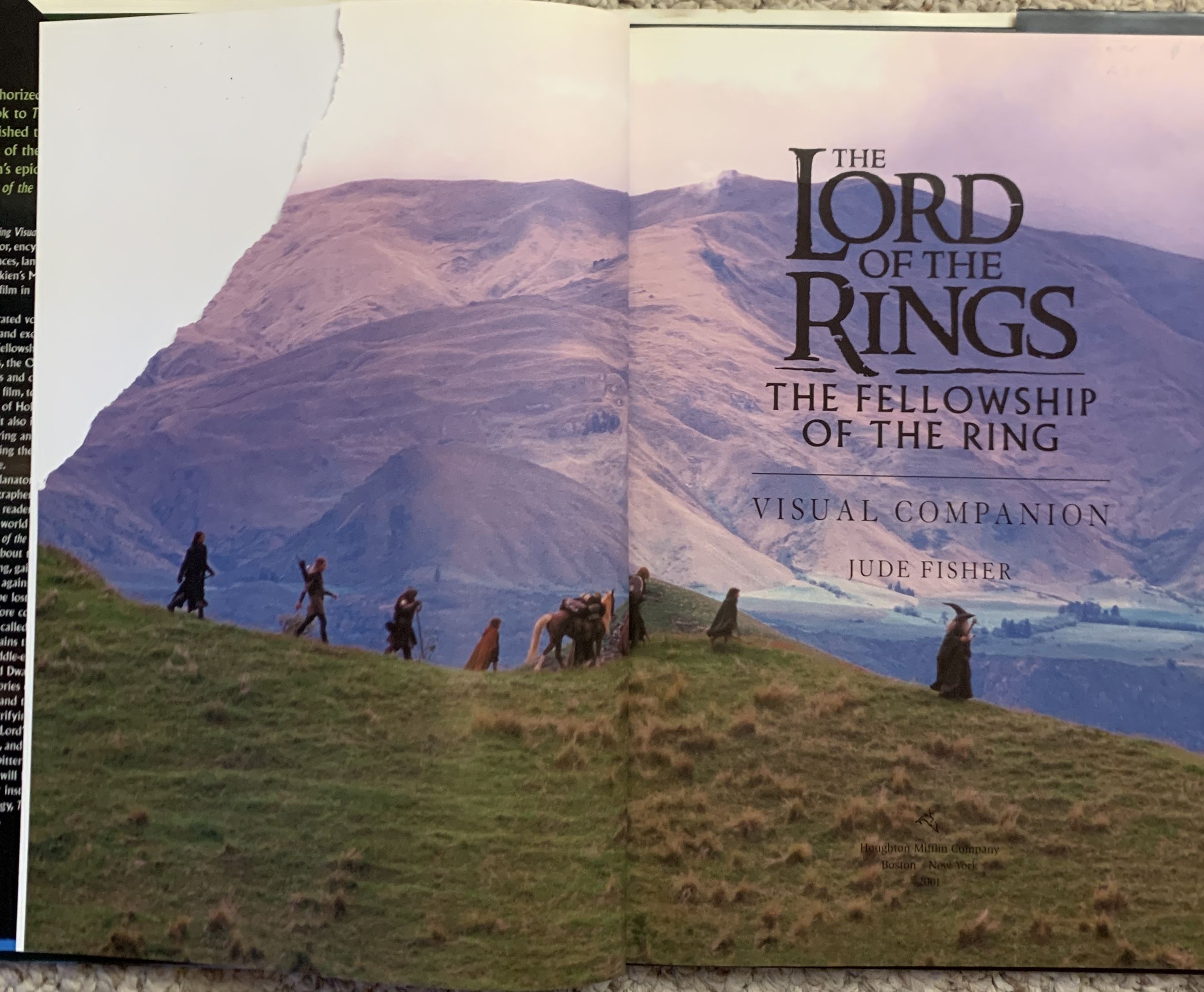 The Lord Of The Rings Fellowship Of The Ring Visual Companion by Jude ...