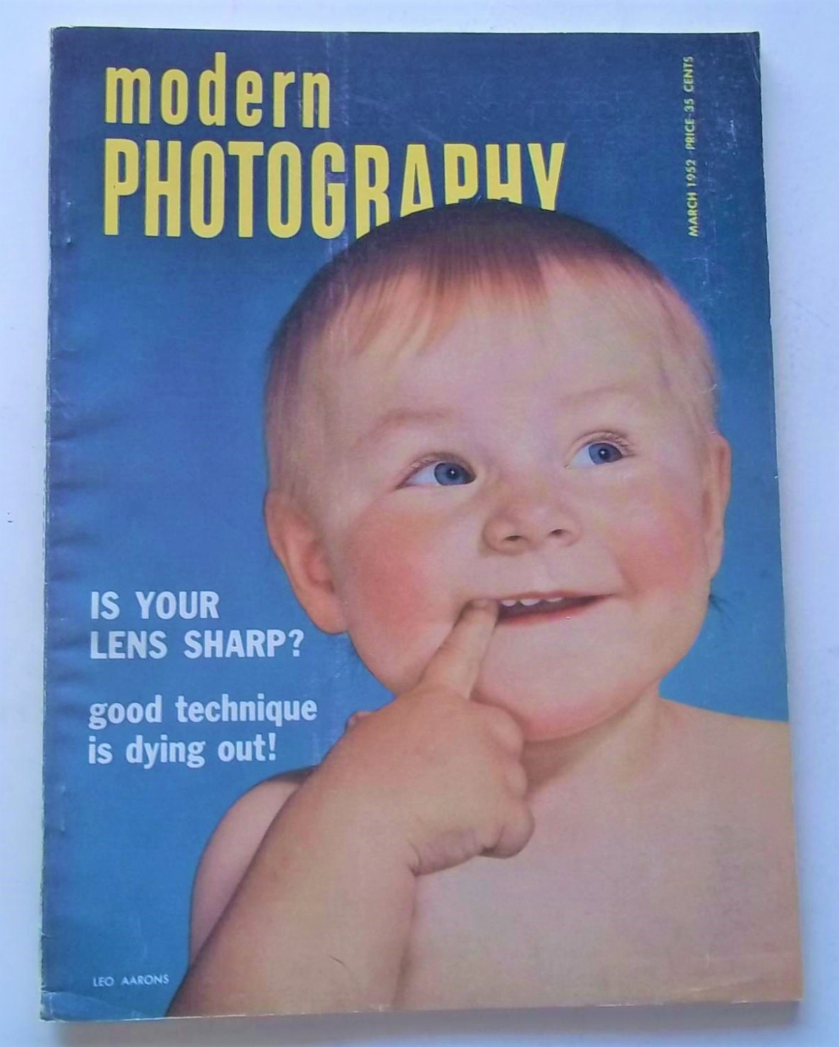 Modern Photography (March 1952) Magazine par Jacquelyn Judge (Editor ...