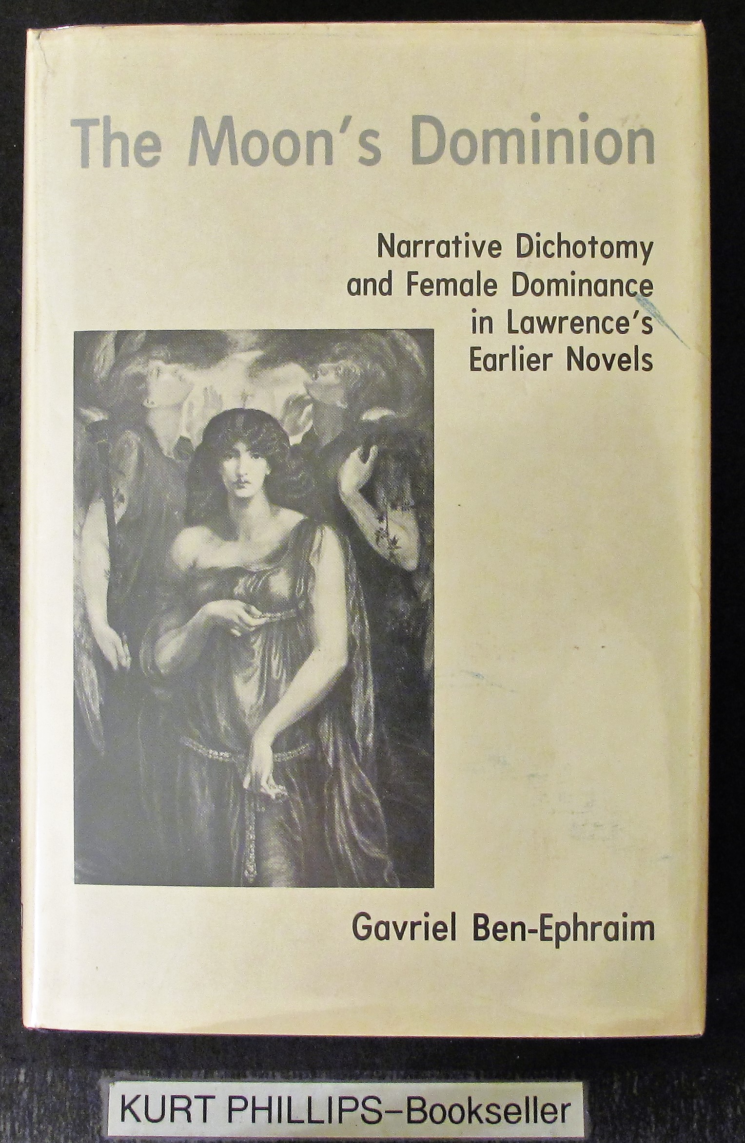 The Moon's Dominion : Narrative Dichotomy and Female Dominance in the ...