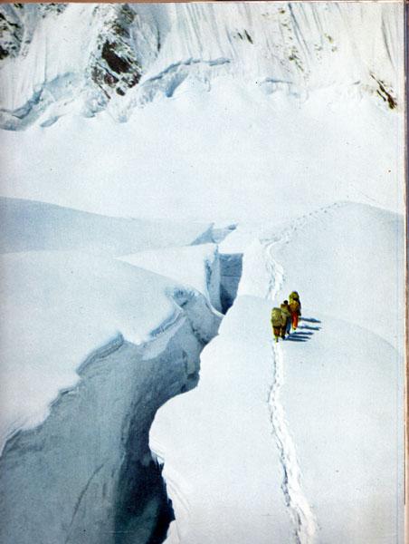 The Picture of Everest de GREGORY, Alfred: Fine Hardcover (1954 ...