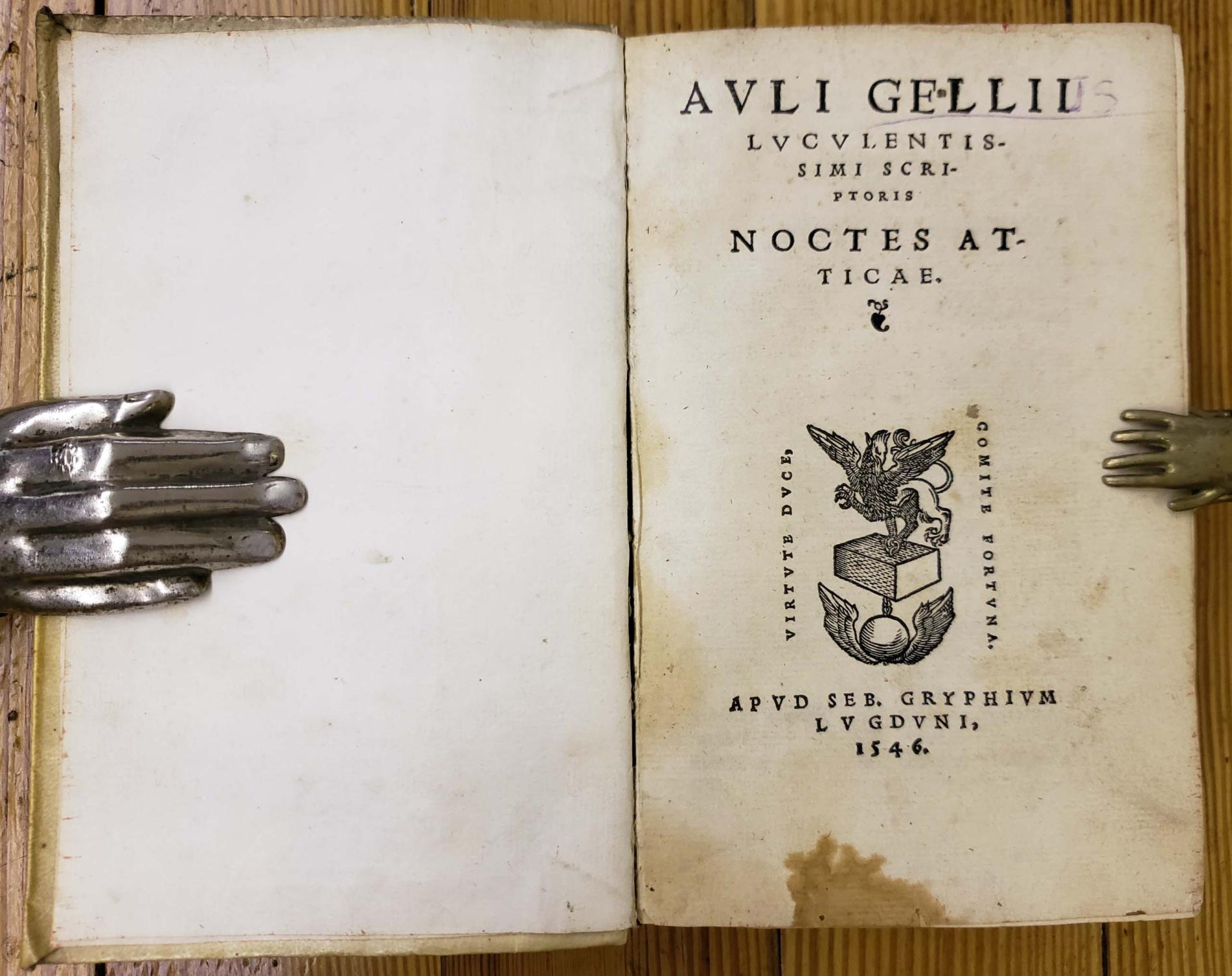 Noctes Atticae. by Aulus Gellius: Muy bien Encuadernación de tapa dura ...