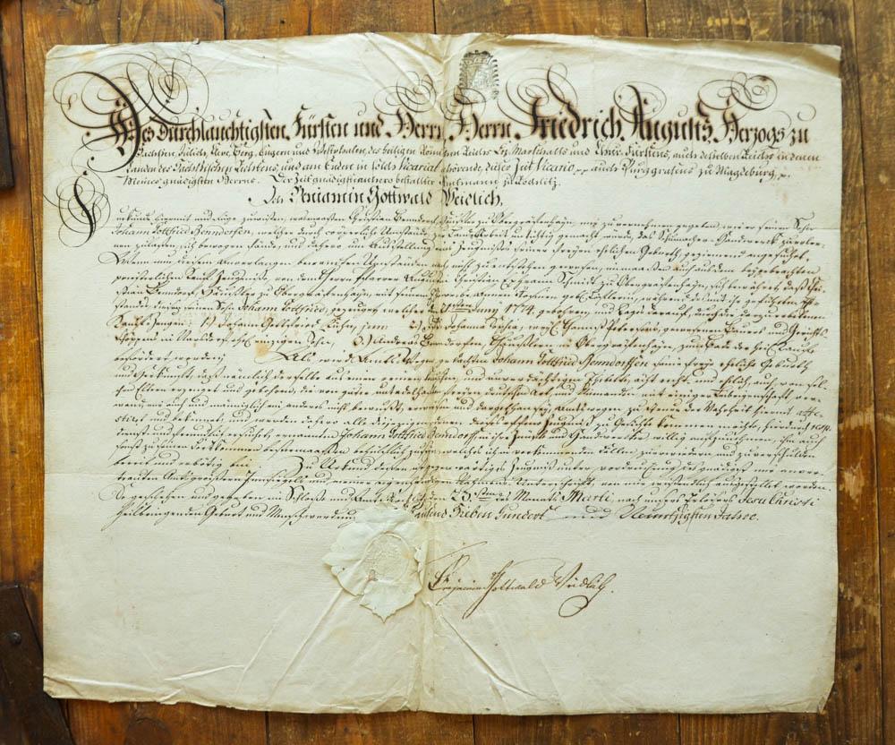 Handgeschriebene Urkunde mit Unterschrift des Amtmanns zu Rochlitz ...