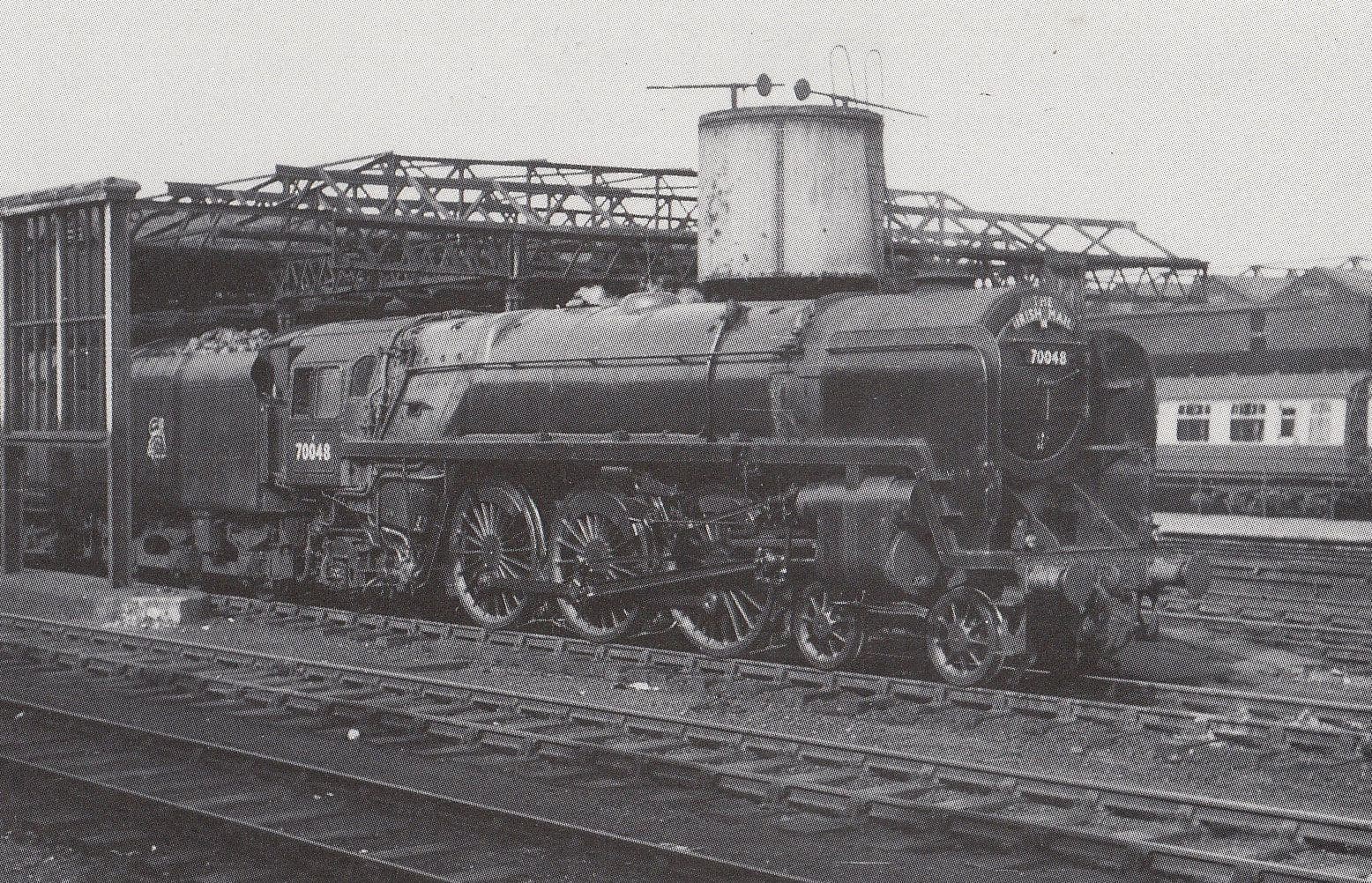 70048 Territorial Army Train Irish Mail Crewe Station in 1953 Postcard ...