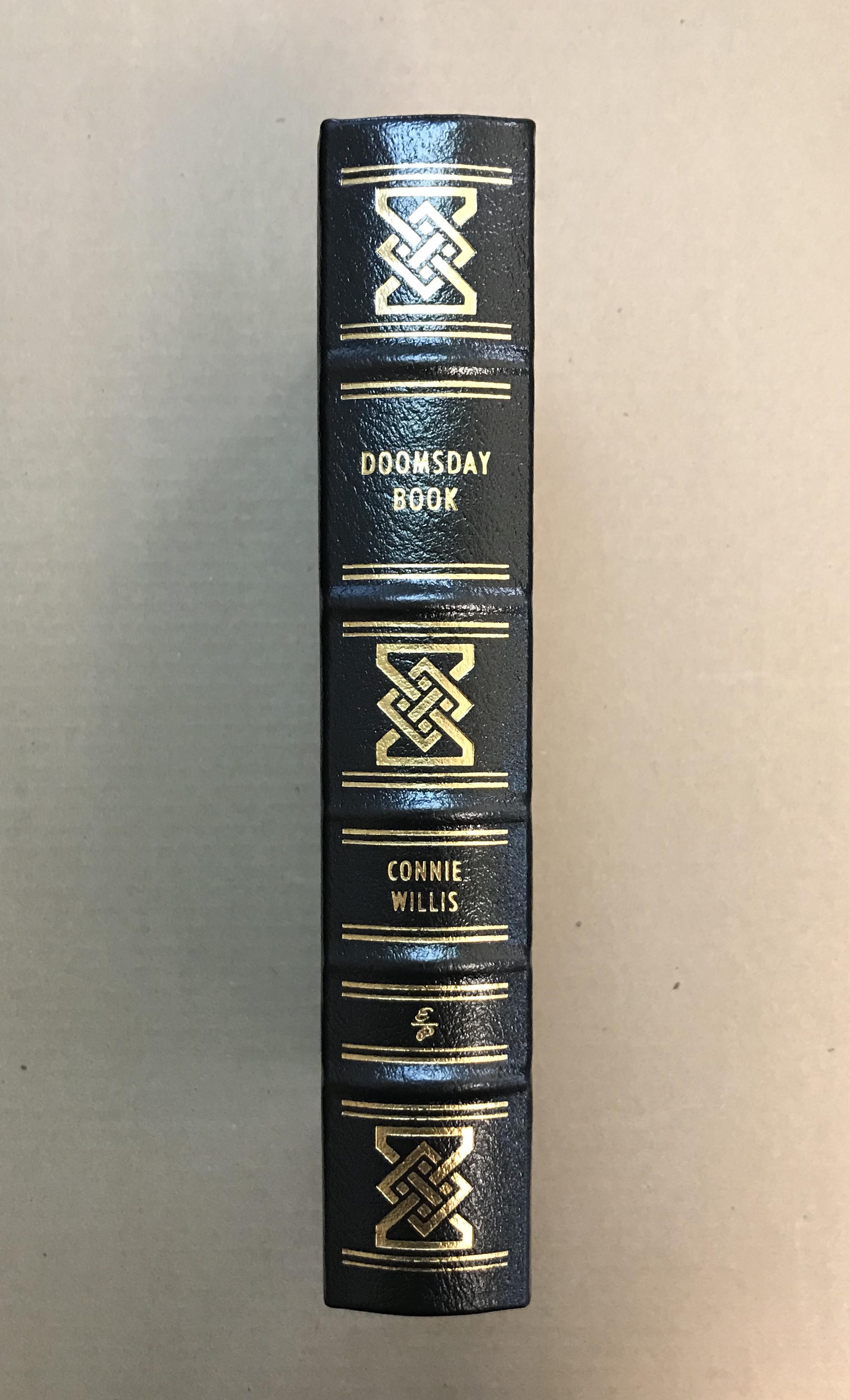 Doomsday Book by Willis, Connie: Near Fine Leather (2015) Presumed First. | Fahrenheit's Books