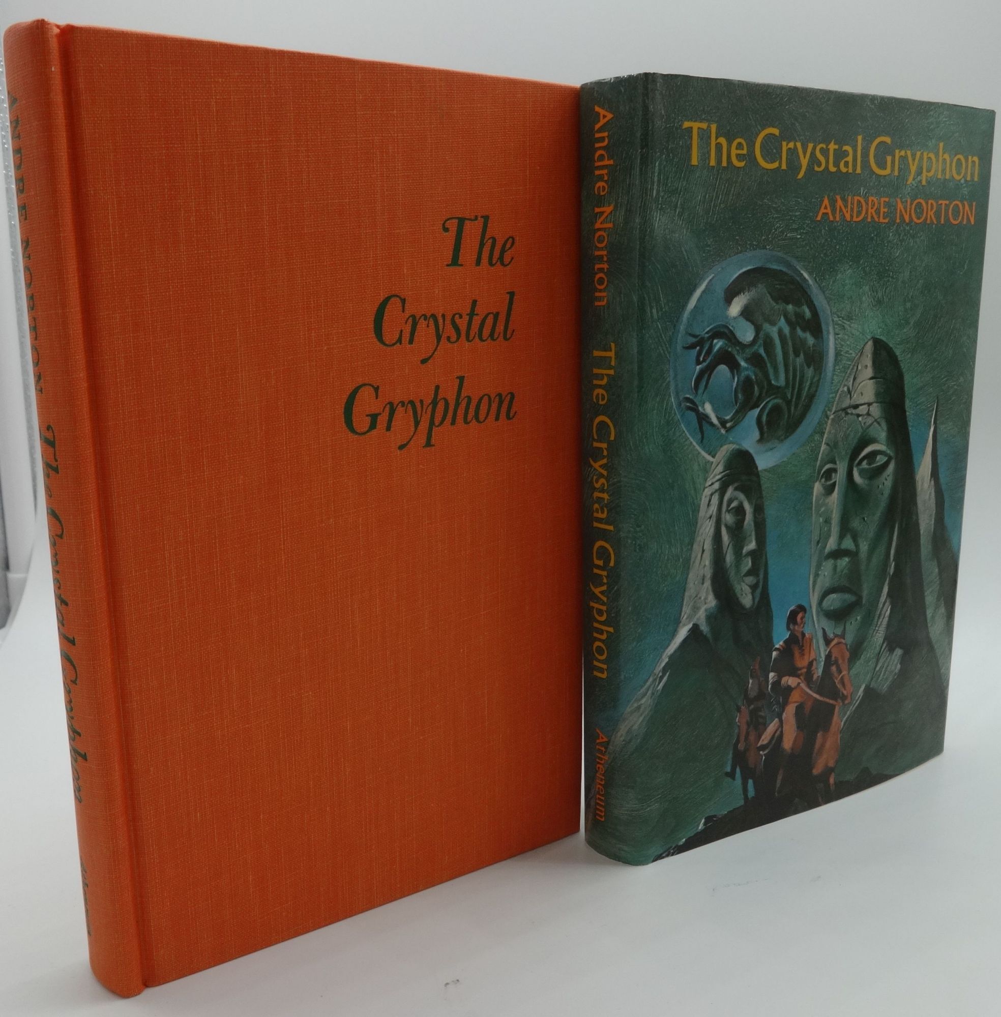 THE CRYSTAL GRYPHON (SIGNED) by Andre Norton: Fine (1972) Signed by ...