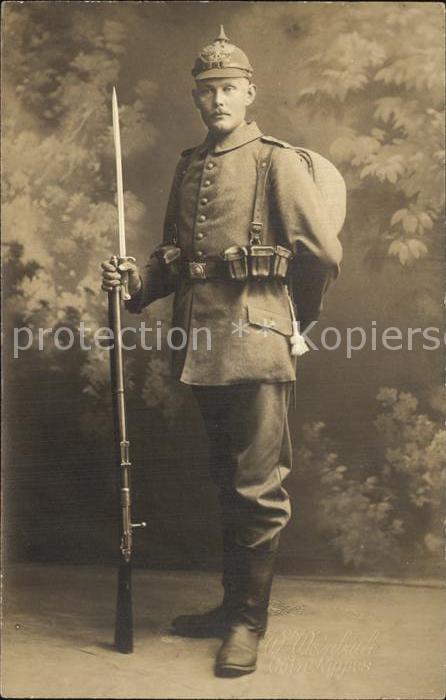 Postkarte Carte Postale Militaria WK1 Soldat mit Bajonett Köln ...
