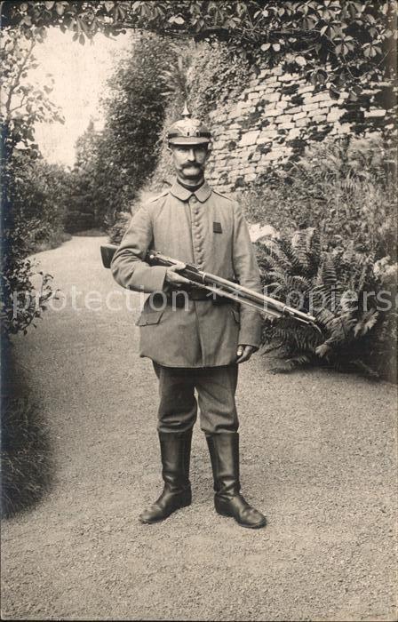 Postkarte Carte Postale Militaria WK1 Soldat mit Gewehr: Manuscript ...