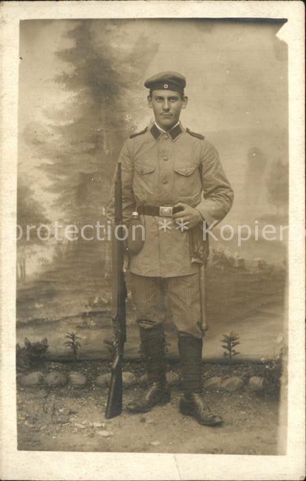 Postkarte Carte Postale Militaria WK1 Soldat mit Gewehr: Manuscript ...