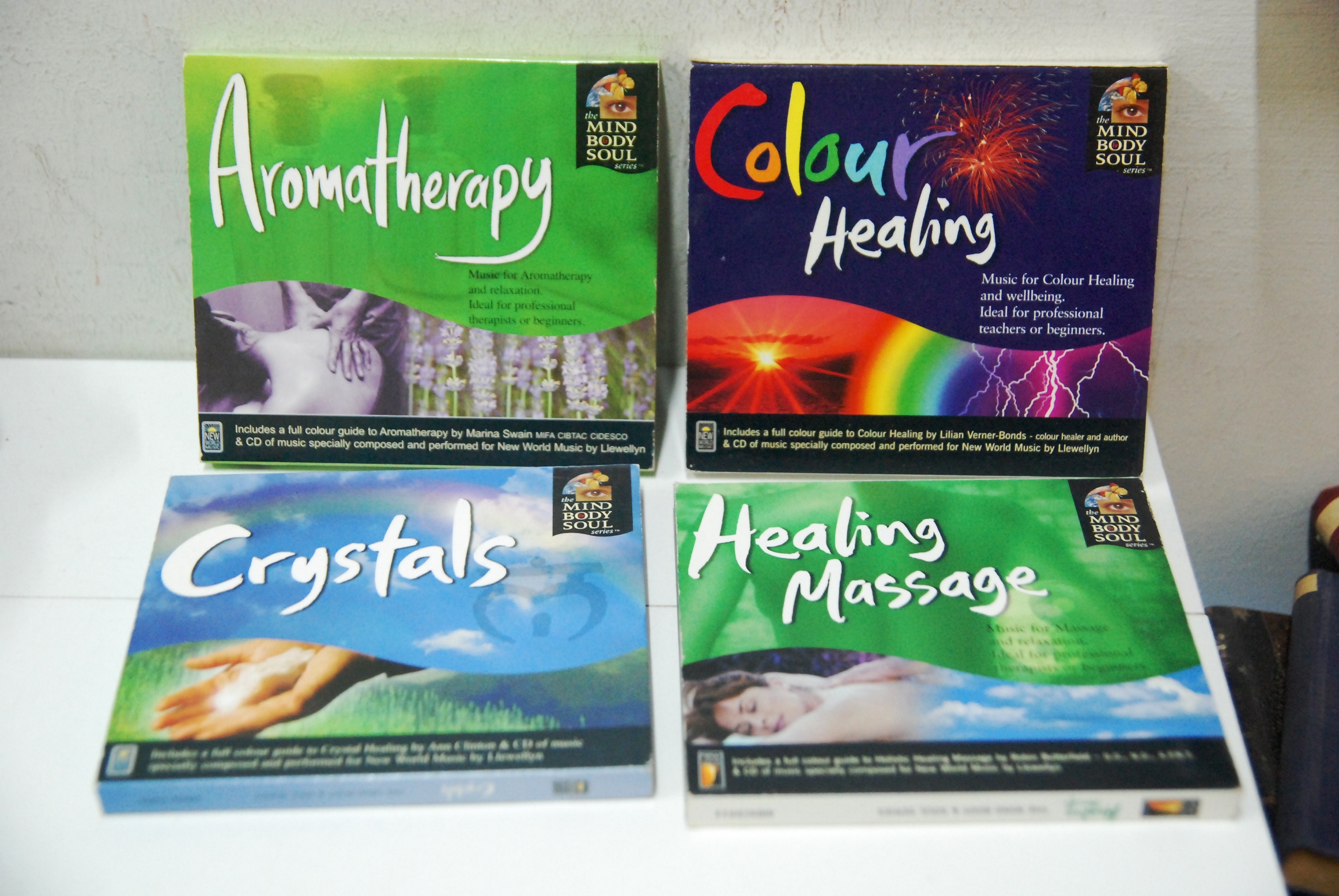 aromatherapy colour healing crystals healing massage (crystals e ...