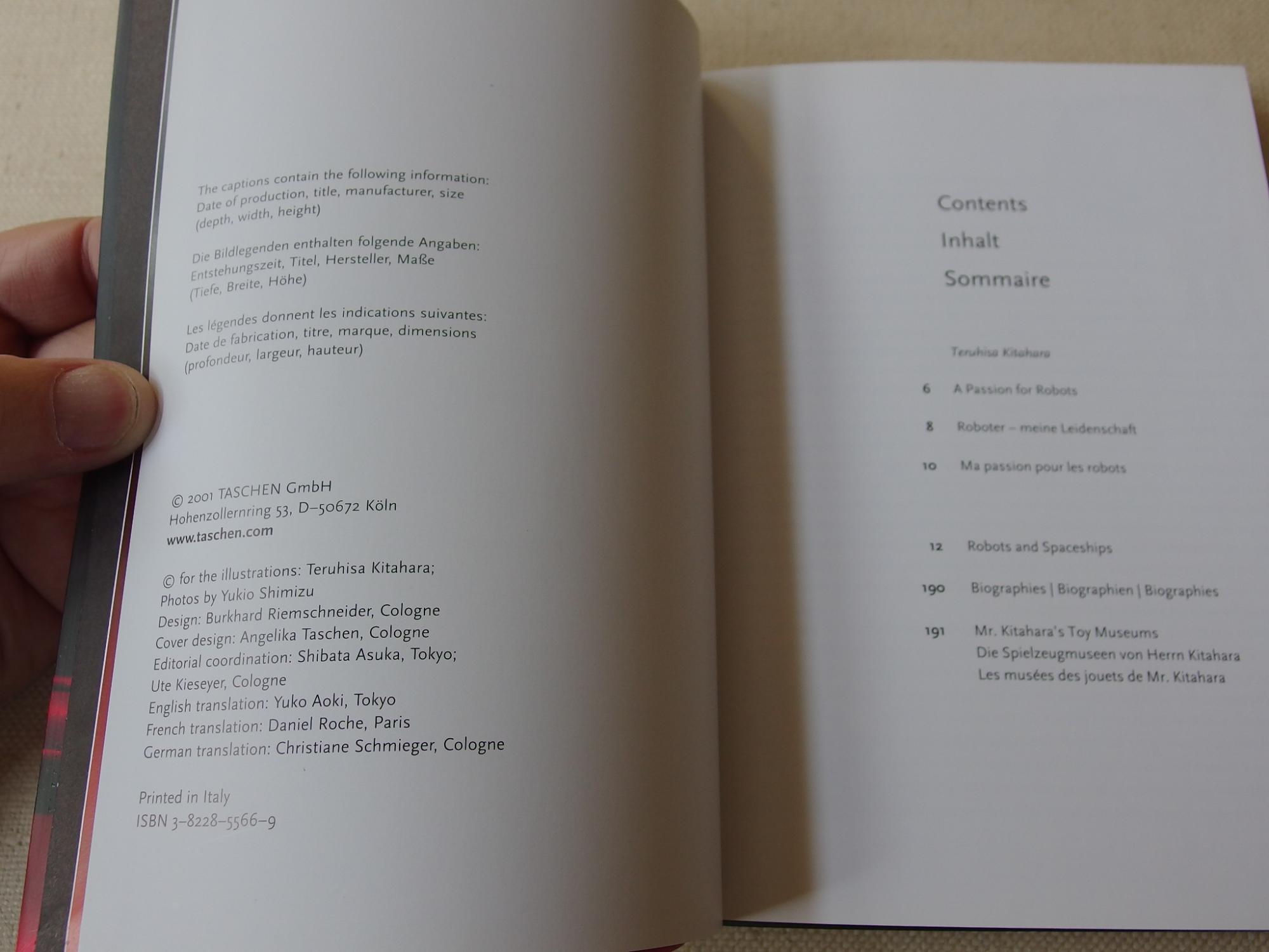 Robots and Spaceships (TASCHEN Icons Series) by Teruhisa Kitahara ...