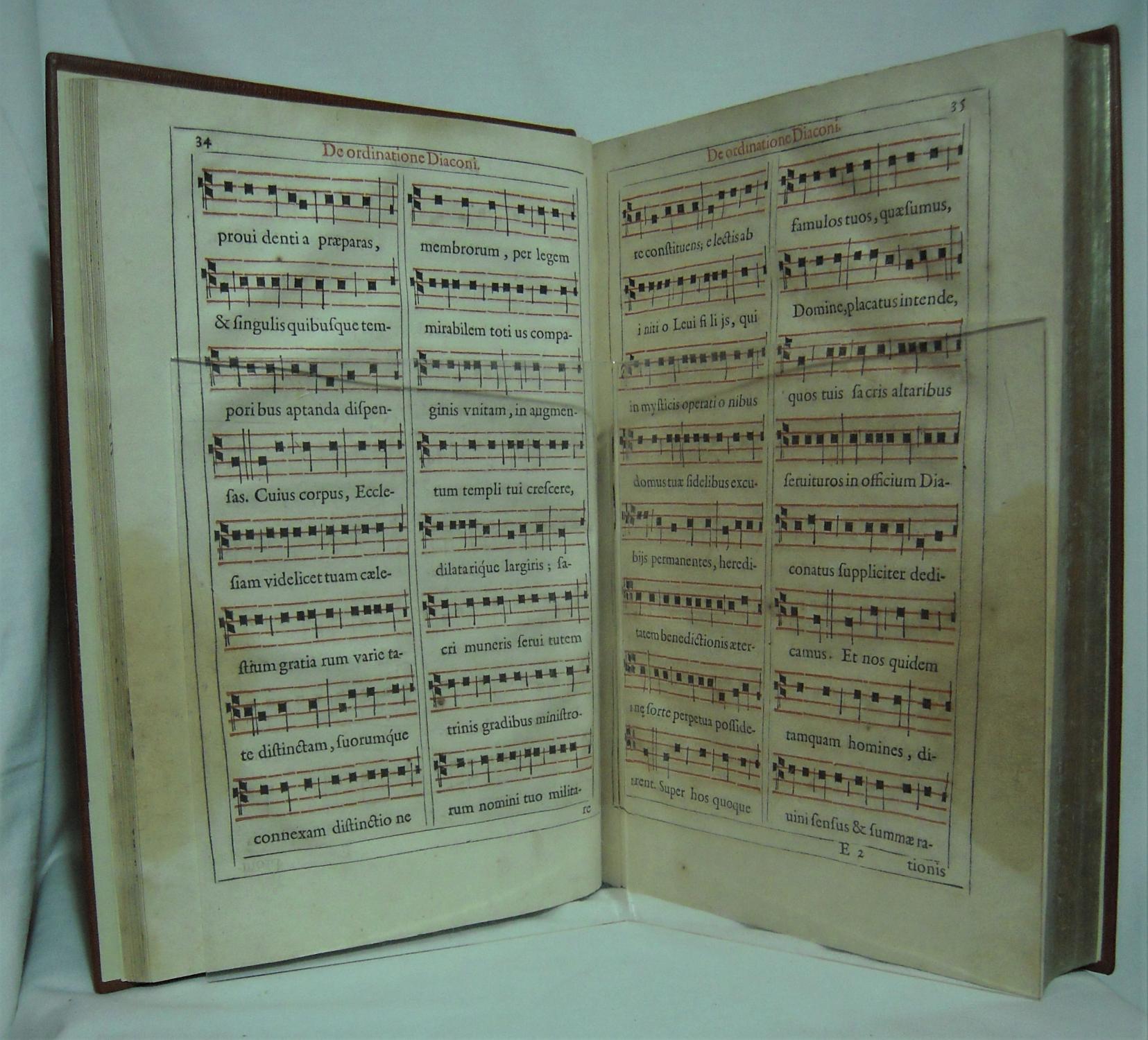 Pontificale romanum Clementis VIII. Pont. Max. Iussu Restitutum atque ...