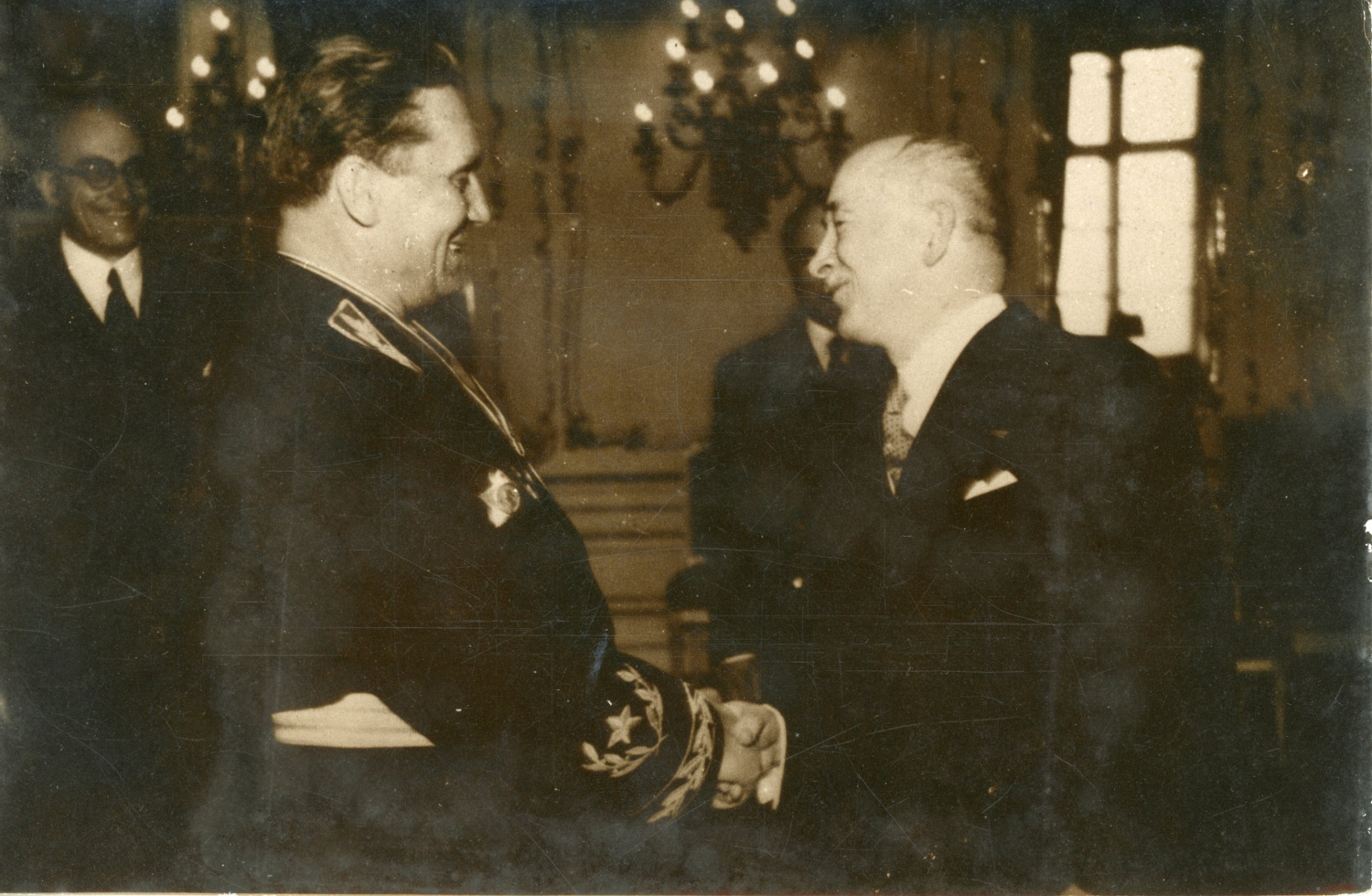 Prague, le maréchal Tito et Edvard Bénès by Photographie originale ...