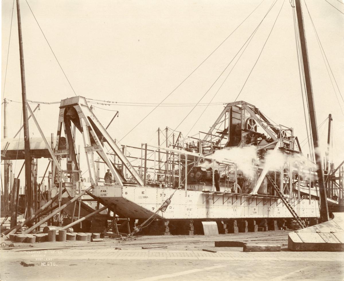 Ecosse, Renfrew, Lobnitz & Company, Scottish shipbuilding company by ...