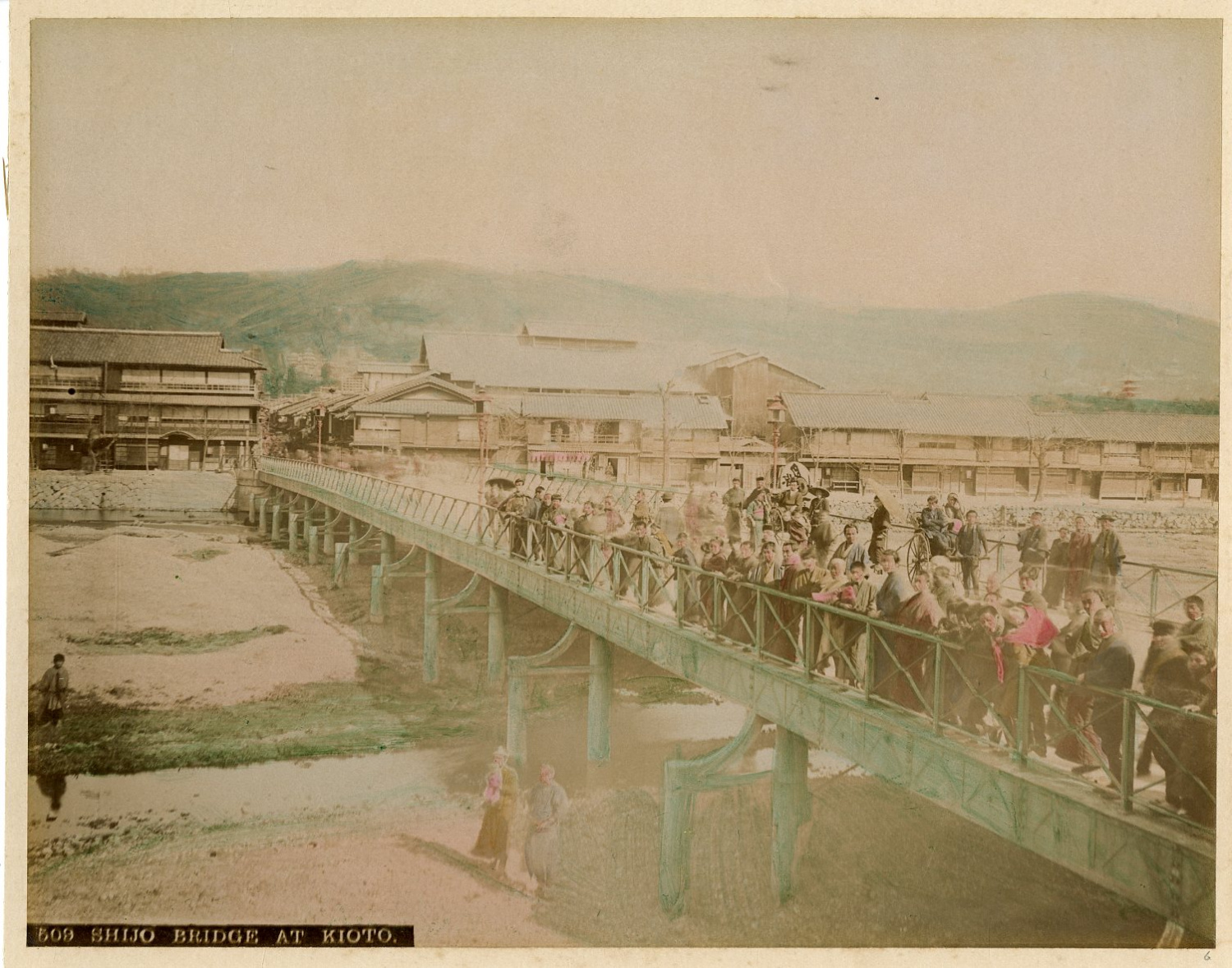 Japon, Shijo Bridge at Kioto by Photographie originale / Original ...