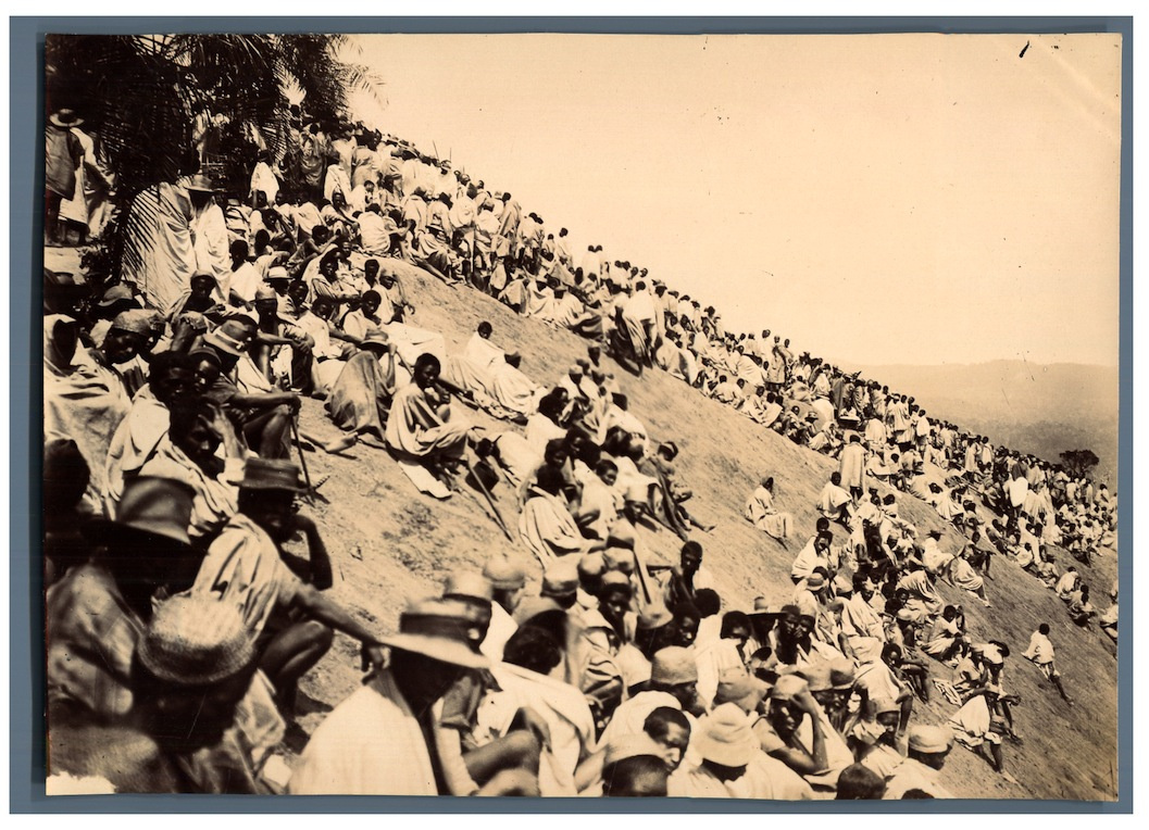 Madagascar, Kabary de la Mandraka by Photographie originale / Original ...