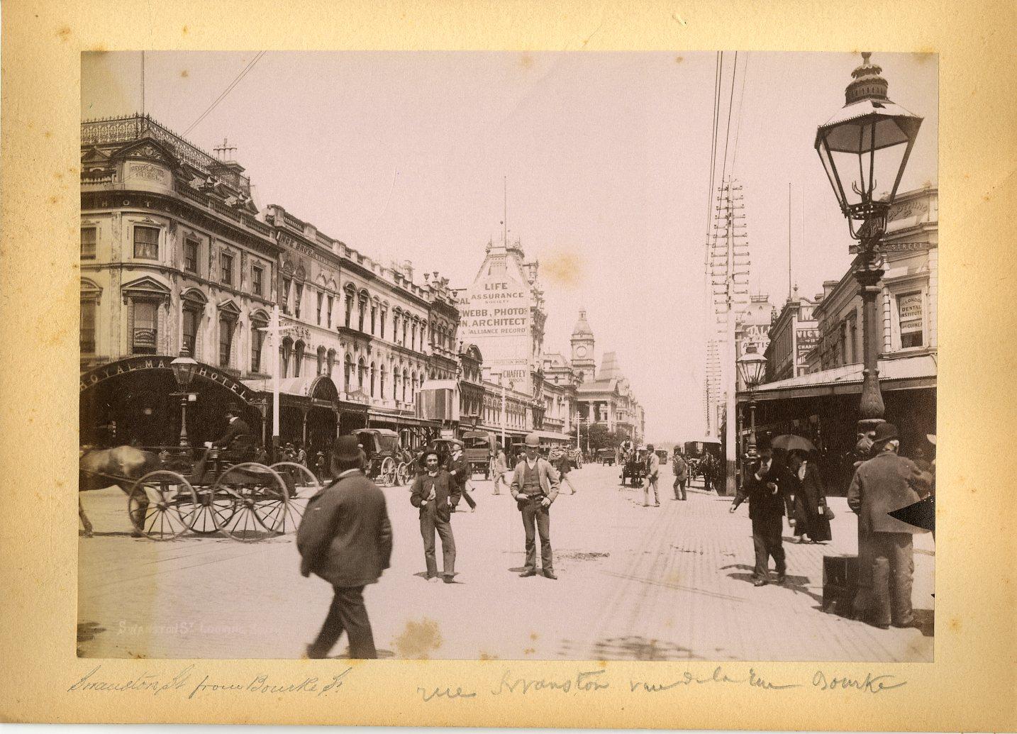 Australie, Australia, Melbourne, Swanston Street from Bourke Street by ...