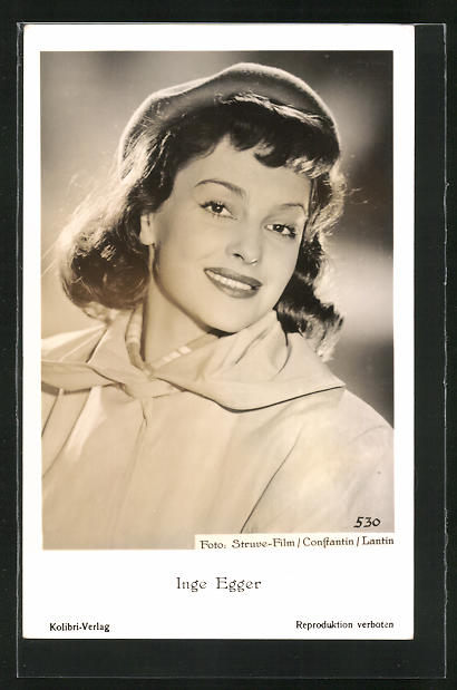 Ansichtskarte Schauspielerin Inge Egger im Kostüm einer Filmrolle ...