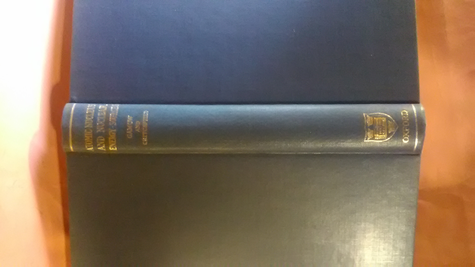 Theory of Atomic Nuclear Energy-Sources par Gamow, G. and Critchfield, C. L.: Good Hardcover ...