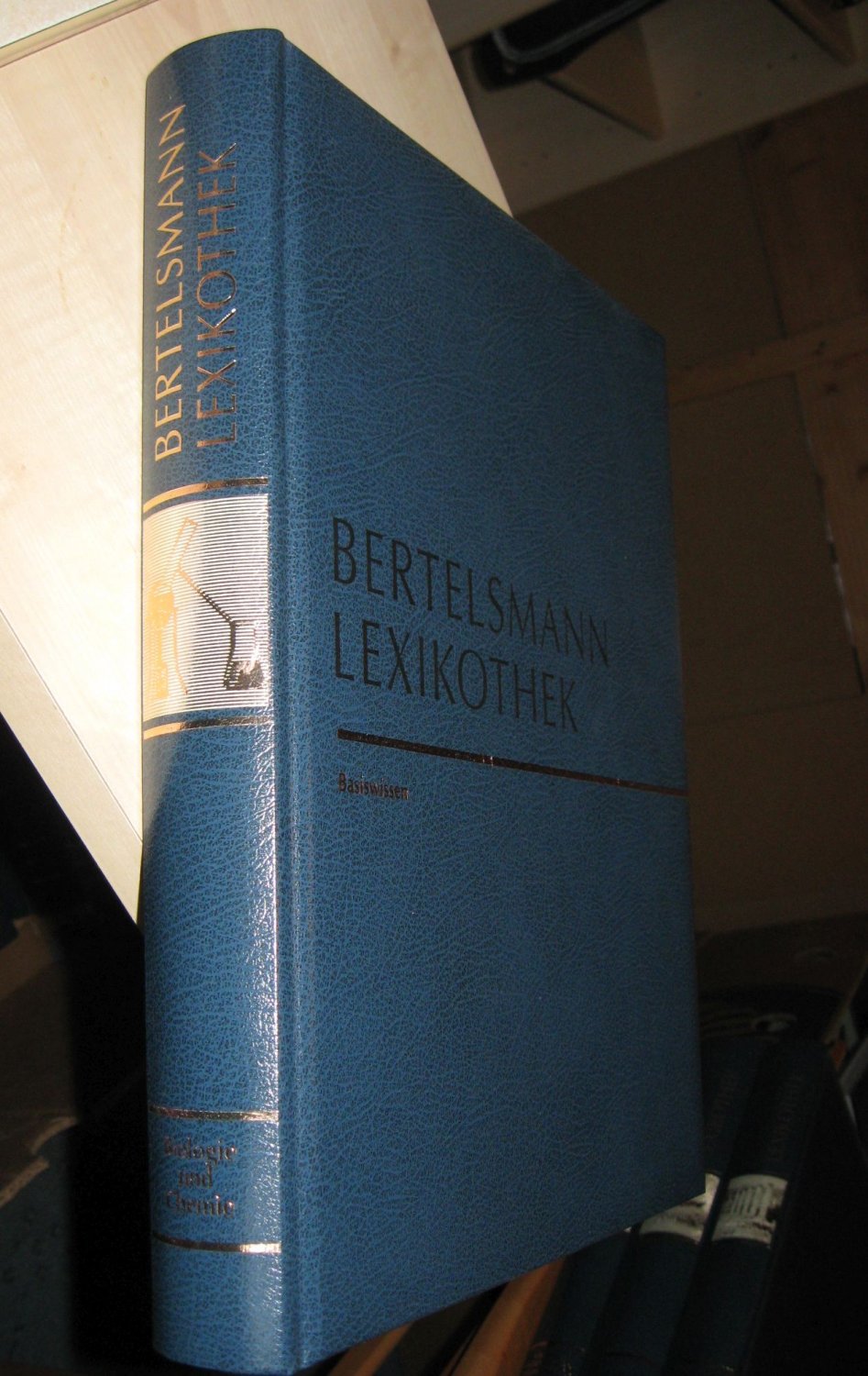 Basiswissen Biologie und Chemie - Bertelsmann Lexikothek von Lexikon ...