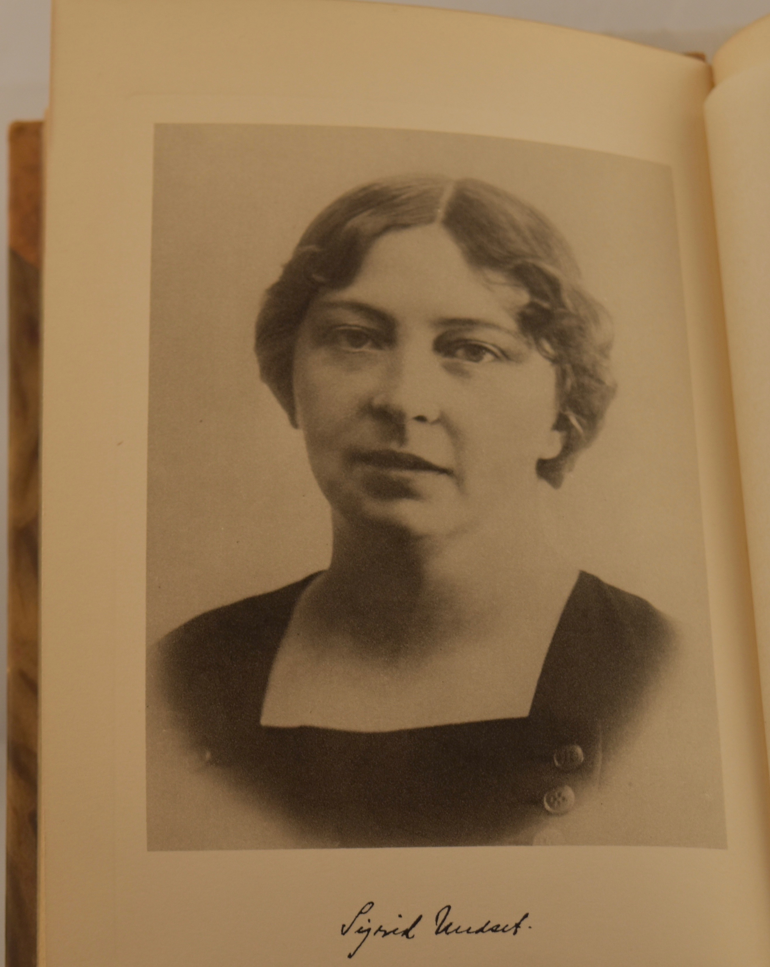 Jenny by Undset Sigrid: Near Fine Hardcover (1928) | Libris Books